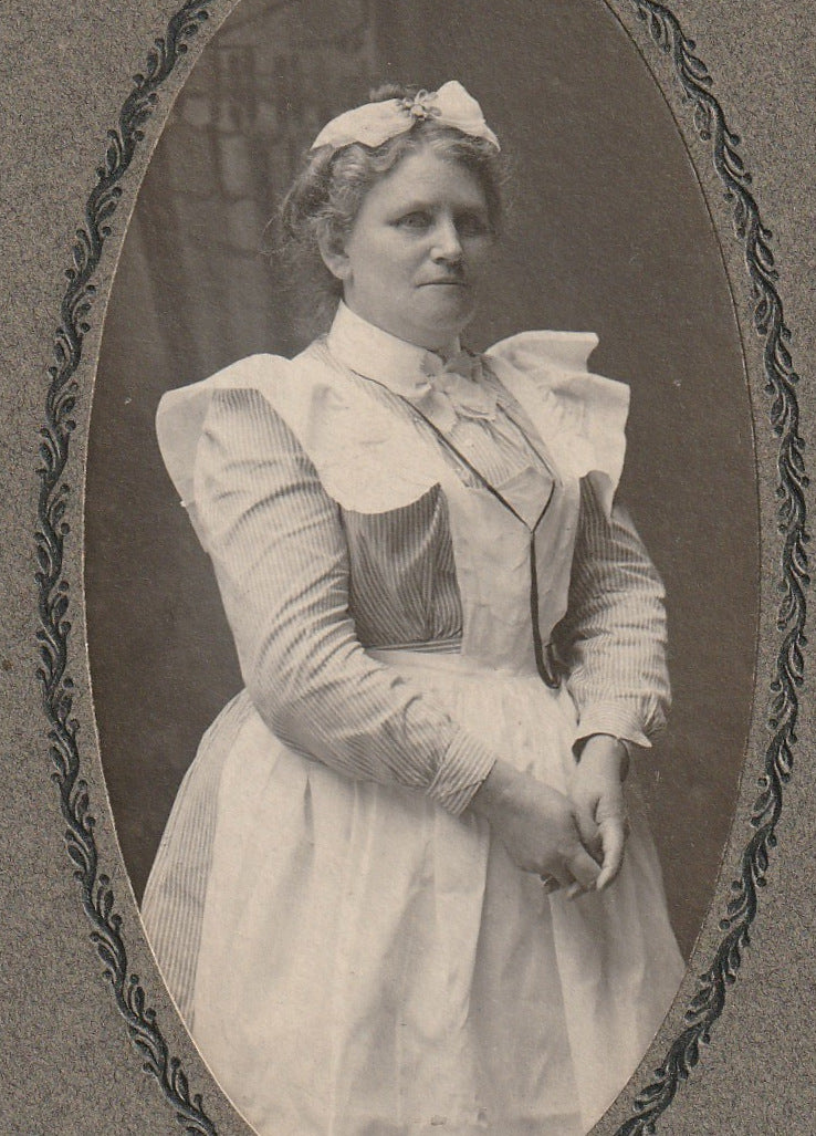 Victorian Nurse - Cabinet Photo, c. 1890s – Ephemera Obscura Collection